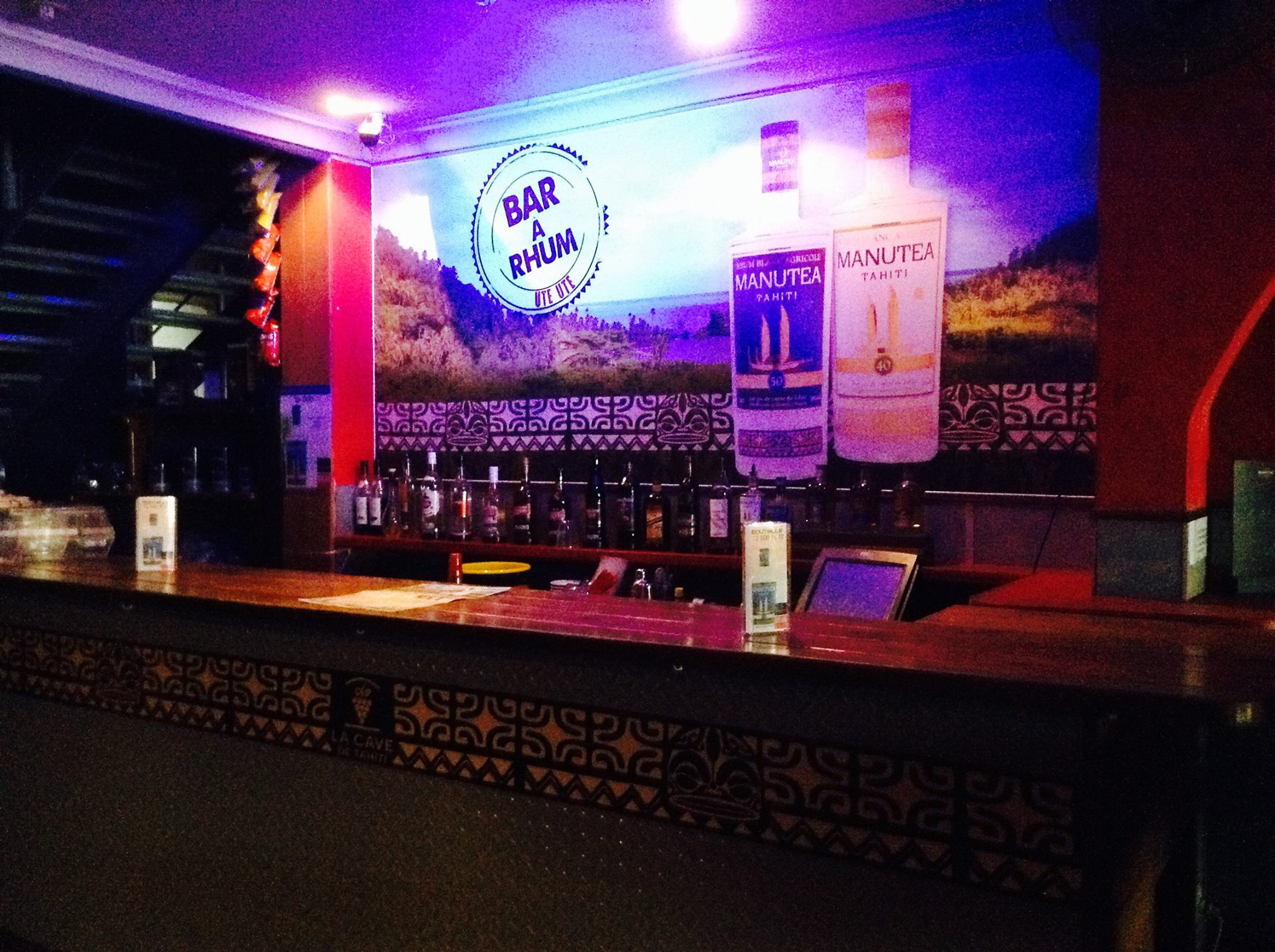 Bar à rhum au Ute Ute – Rhums Manutea
